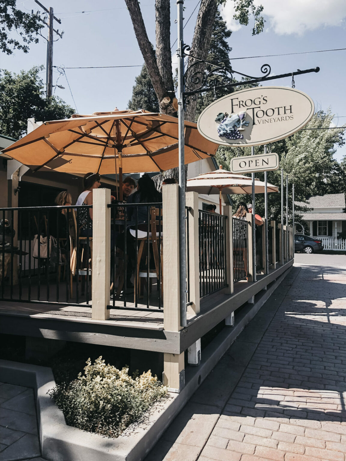 Murphys Wineries: A Charming & Historic Wine Tasting City - WWP