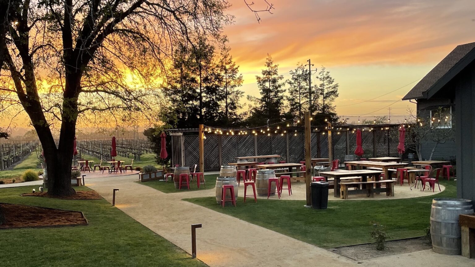 Santa Rosa Wineries: Your Complete Guide - Wine with Paige Santa Rosa Wineries: Your Complete Guide - Wine with Paige